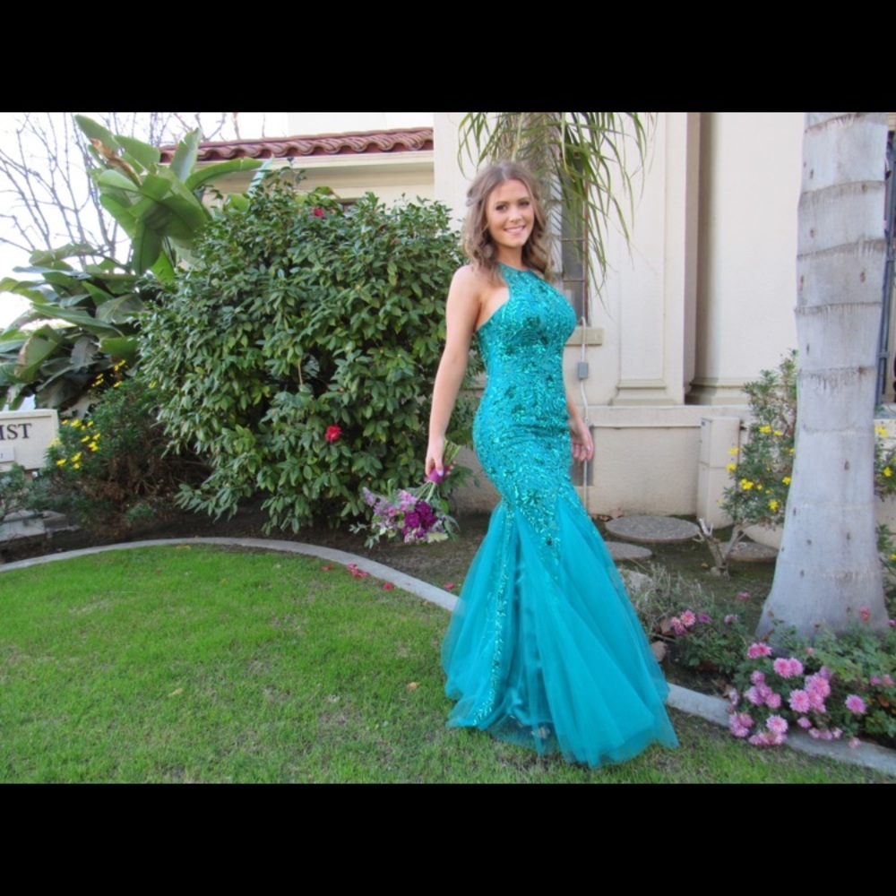 Beautiful Sherri Hill Prom Dress - Gem